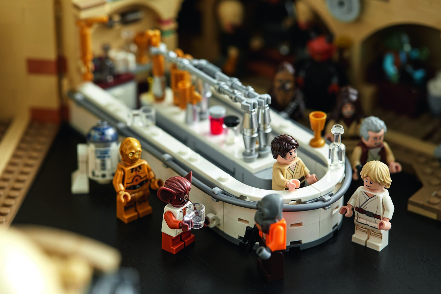 75290 Mos Eisley Cantina Officially Revealed - FBTB