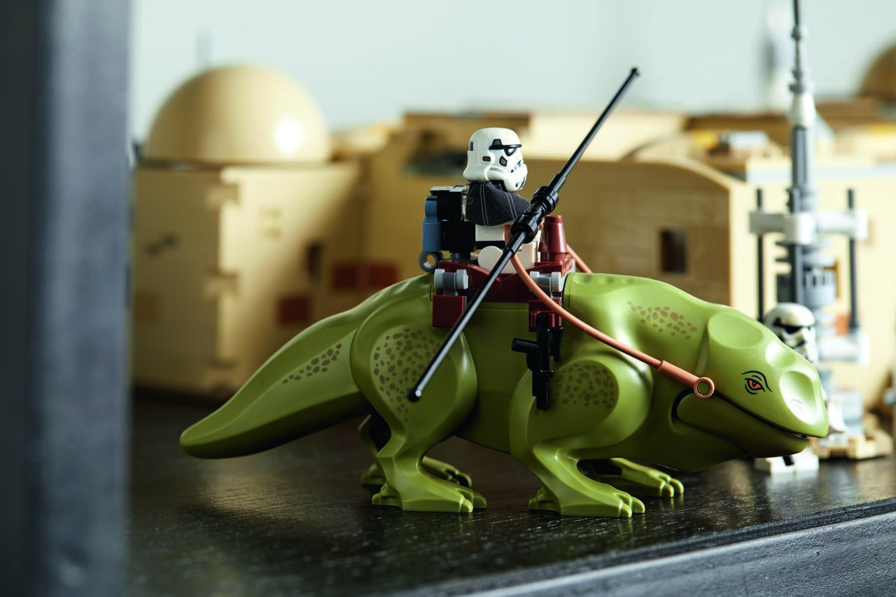 75290 Mos Eisley Cantina Officially Revealed - FBTB