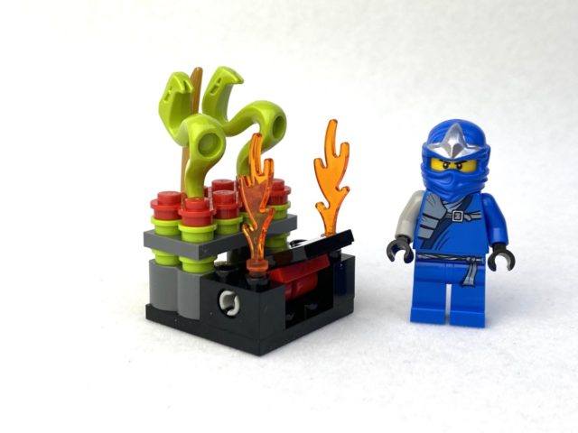 A Year of Polybags 36/260: LEGO Ninjago 30085 Jumping Snakes Review - FBTB
